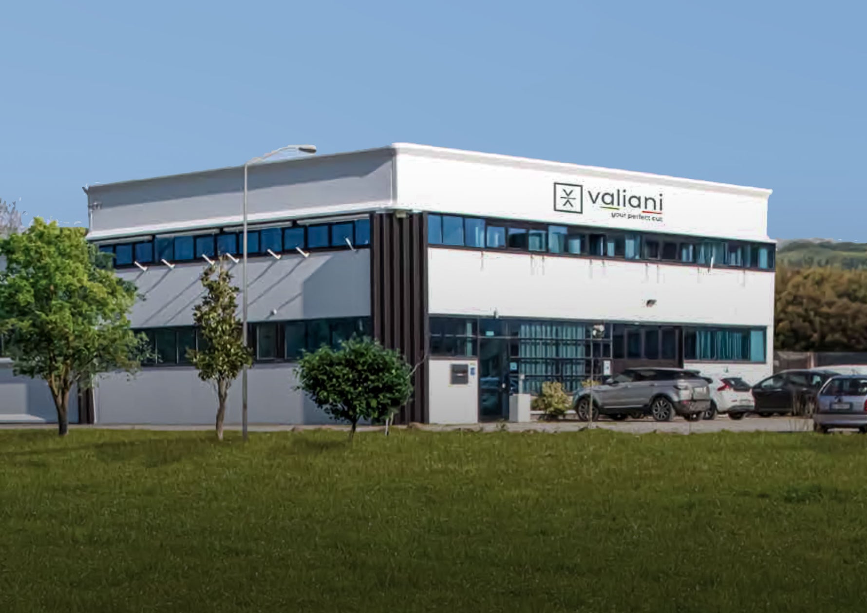 Home | Valiani – Crescent Brands